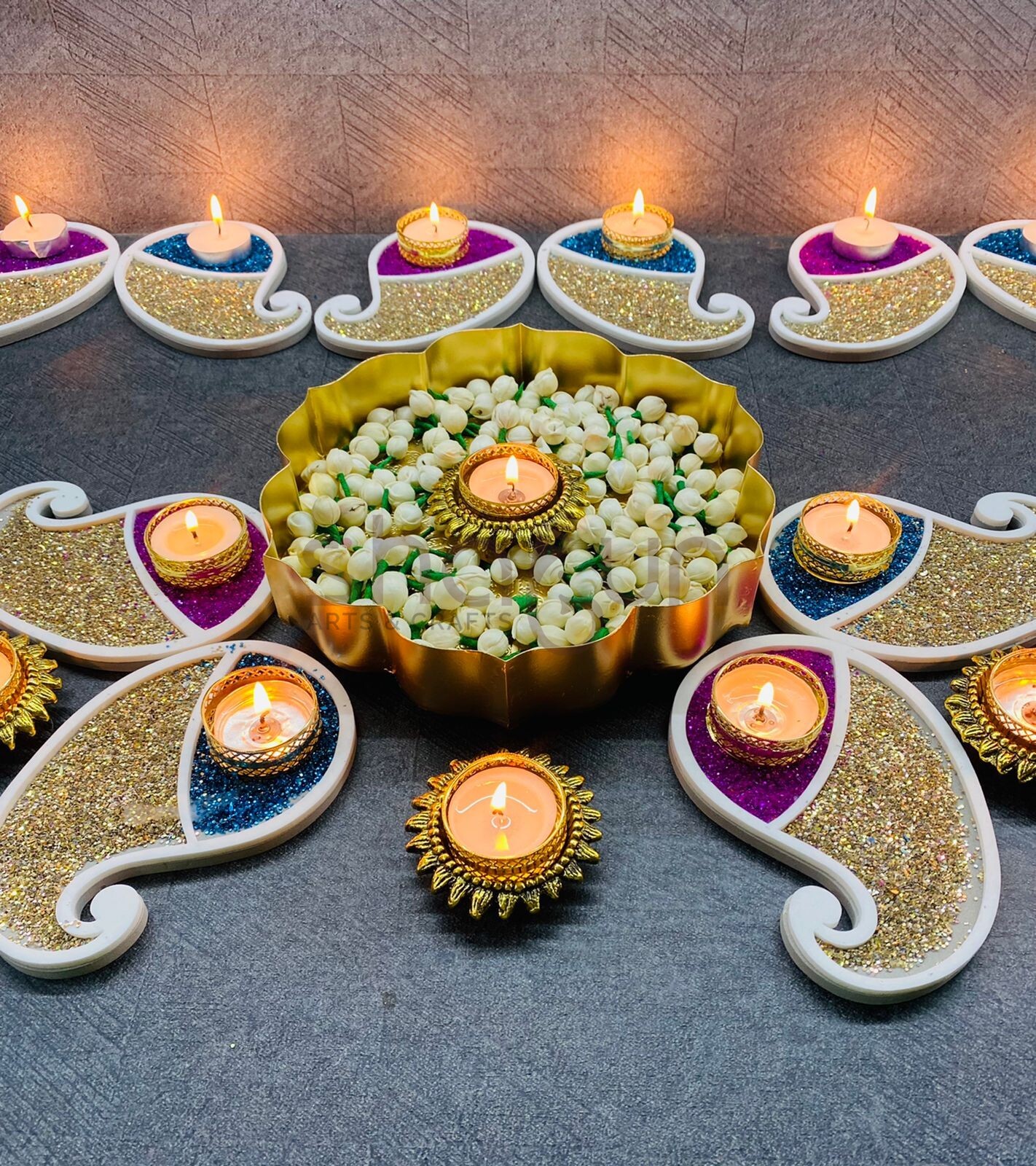 Ambiya Rangoli and Gold Metal Urli Combo - Shagun Arts and Crafts